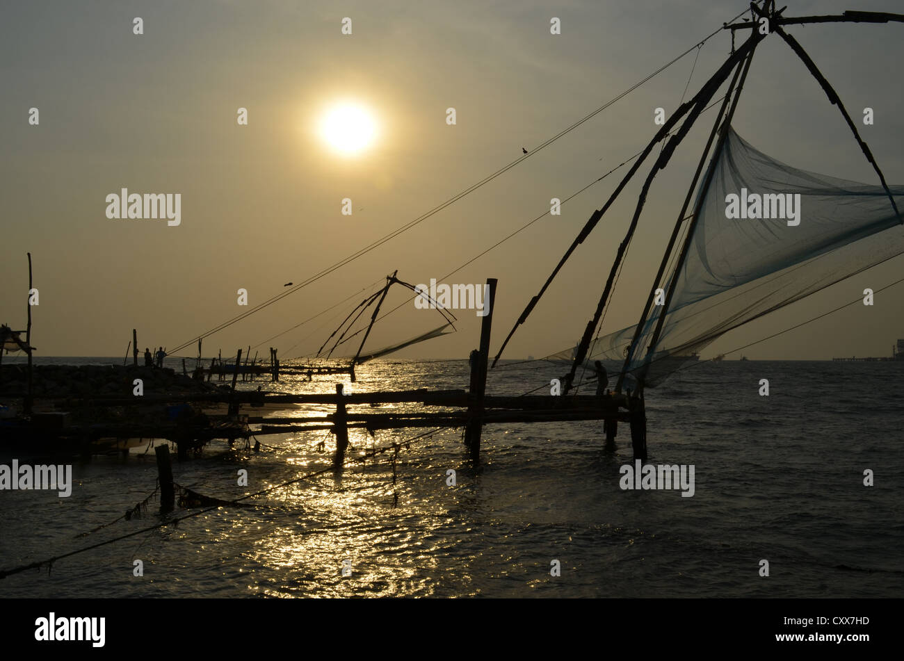 Traditional fishing nets at Kochi India Stock Photo - Alamy
