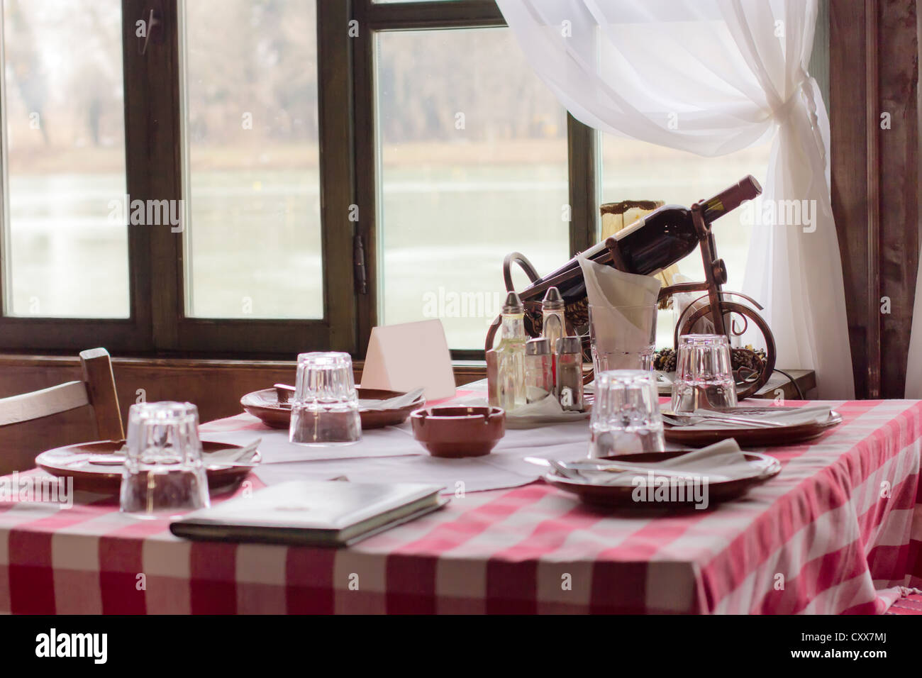 Fine table setting in a old fashioned style restaurant Stock Photo - Alamy