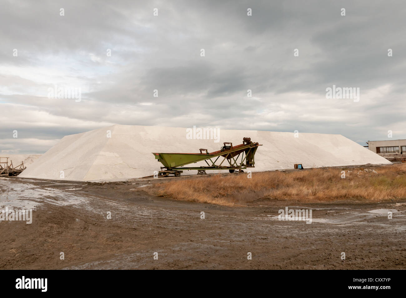 Extraction of salt from the salt lakes Stock Photo - Alamy