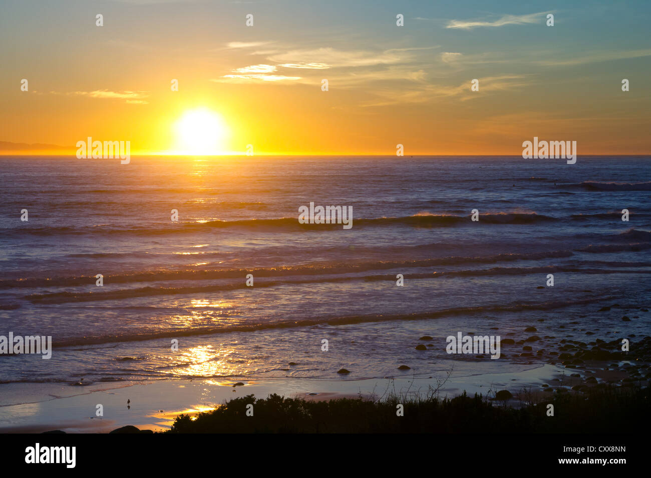 The sun reflects off the sea hi-res stock photography and images - Alamy