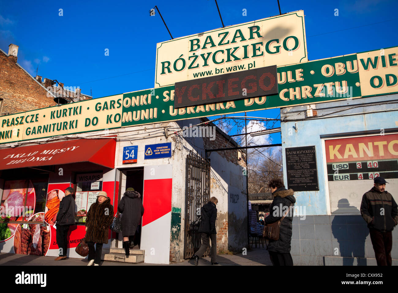 Bazar Rozyckiego market Praga Warsaw Poland Stock Photo - Alamy