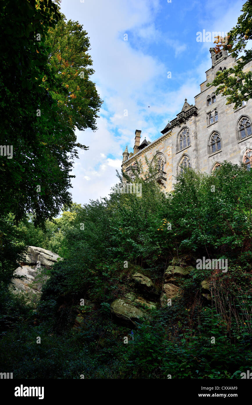 The medieval Bentheim Castle sitting on sandstone bed rocks. Bad ...