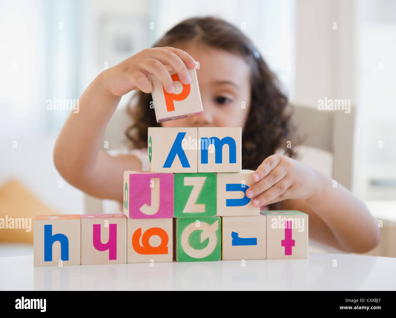 Stacking blocks hi-res stock photography and images - Alamy