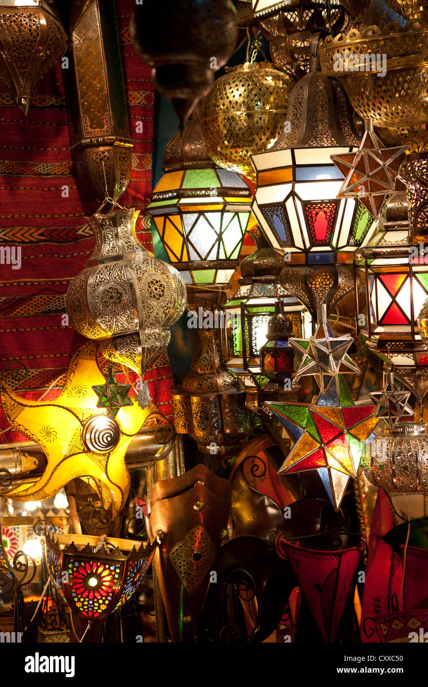 Traditional arabian glass lights hi-res stock photography and images ...