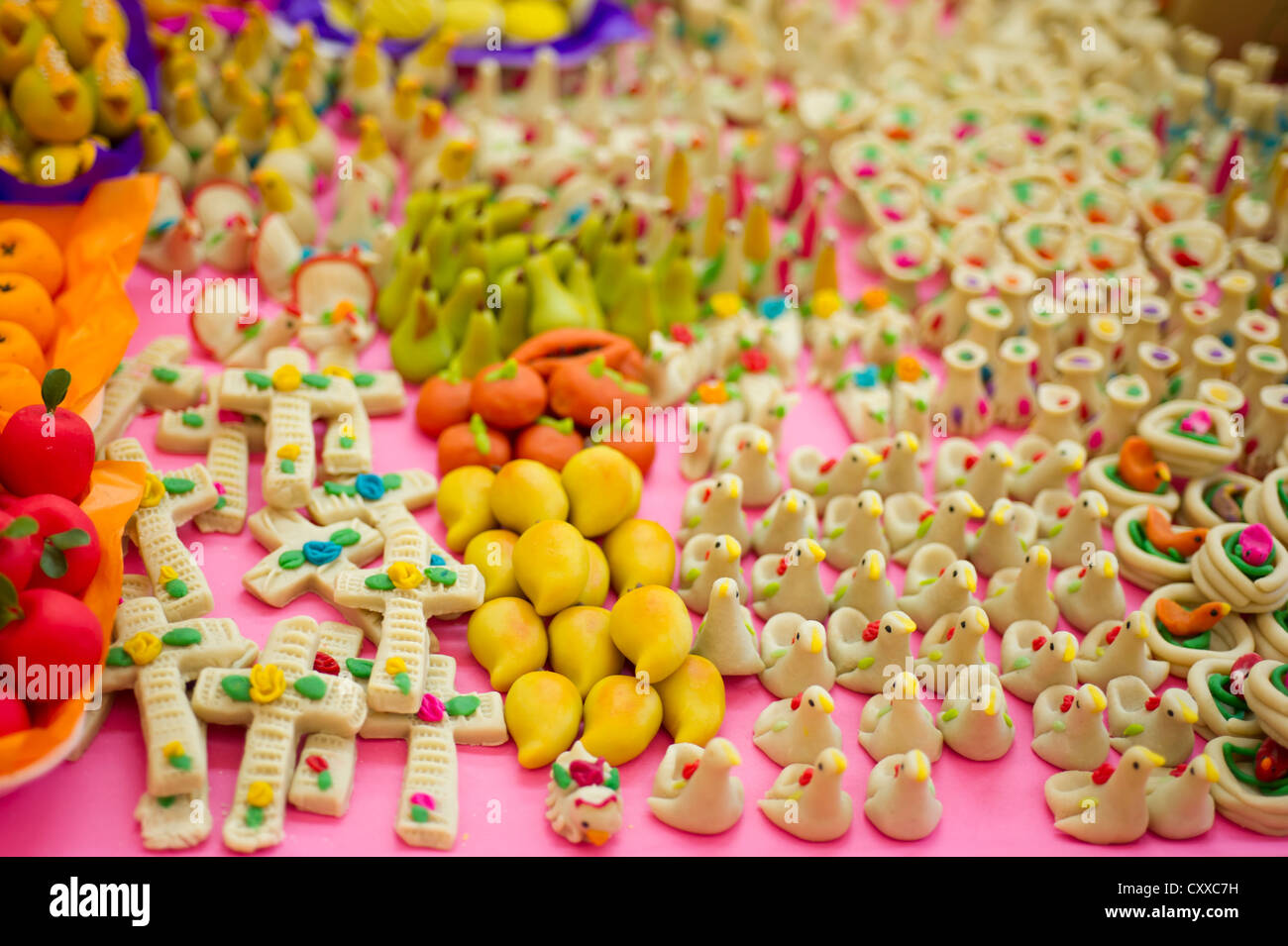 Ofrendas day of the dead hi-res stock photography and images - Alamy