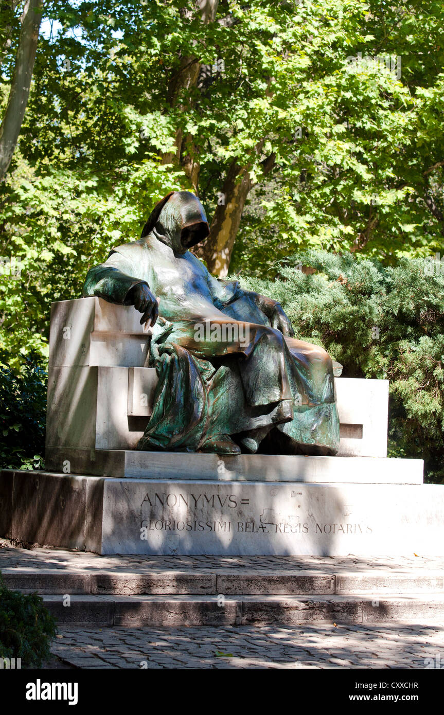 Anonymous statue hi-res stock photography and images - Alamy