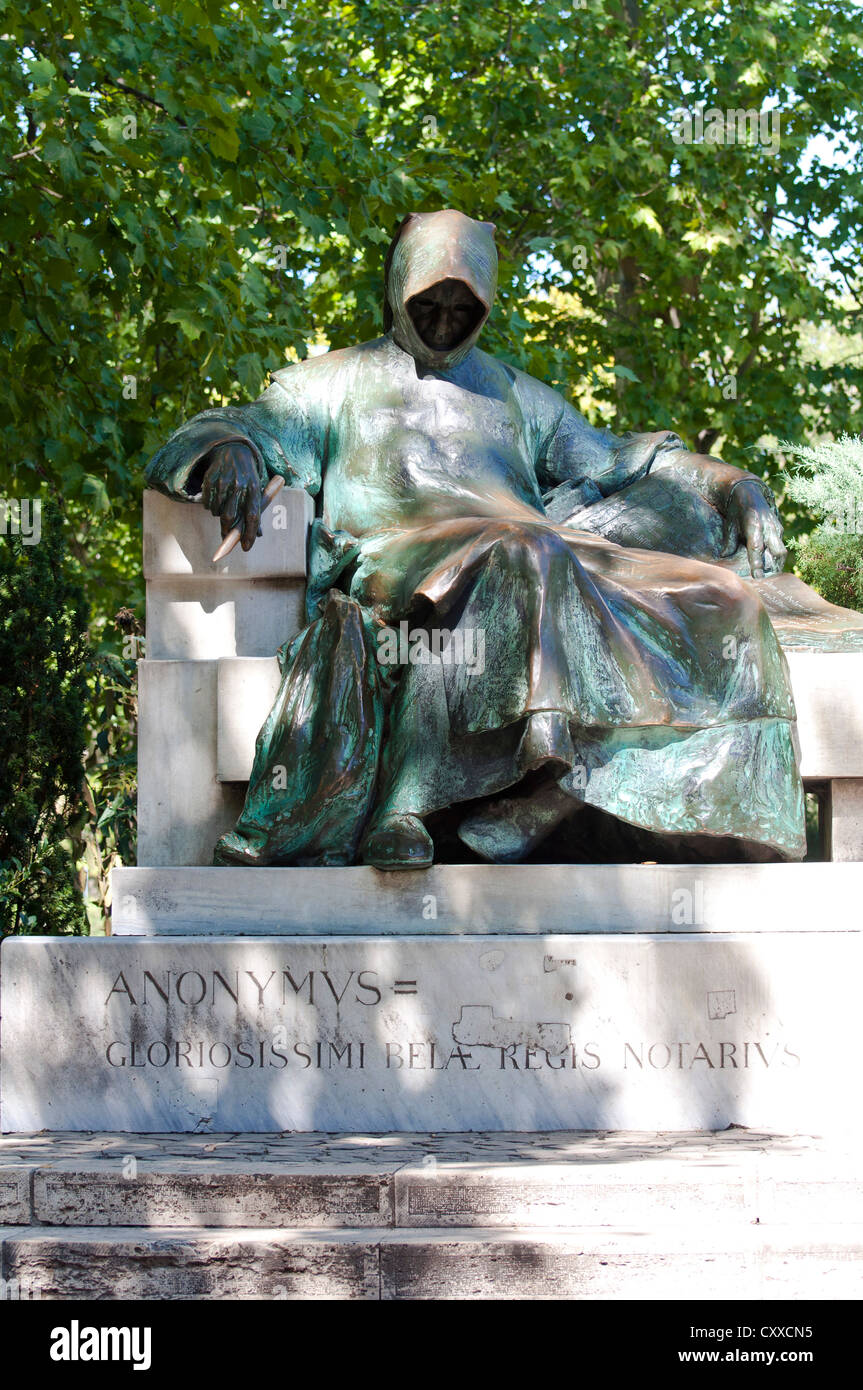Anonymous Statue, Budapest, Hungary Stock Photo - Alamy