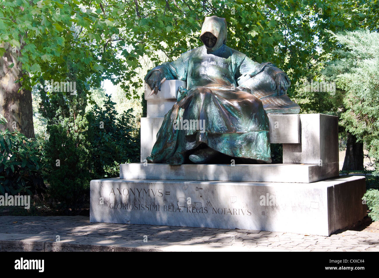 Anonymous Statue, Budapest, Hungary Stock Photo - Alamy