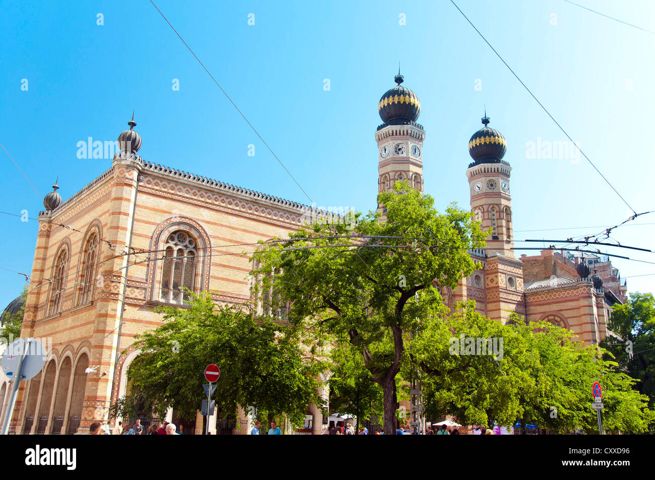 Synagogue budapest hungary hi-res stock photography and images - Alamy