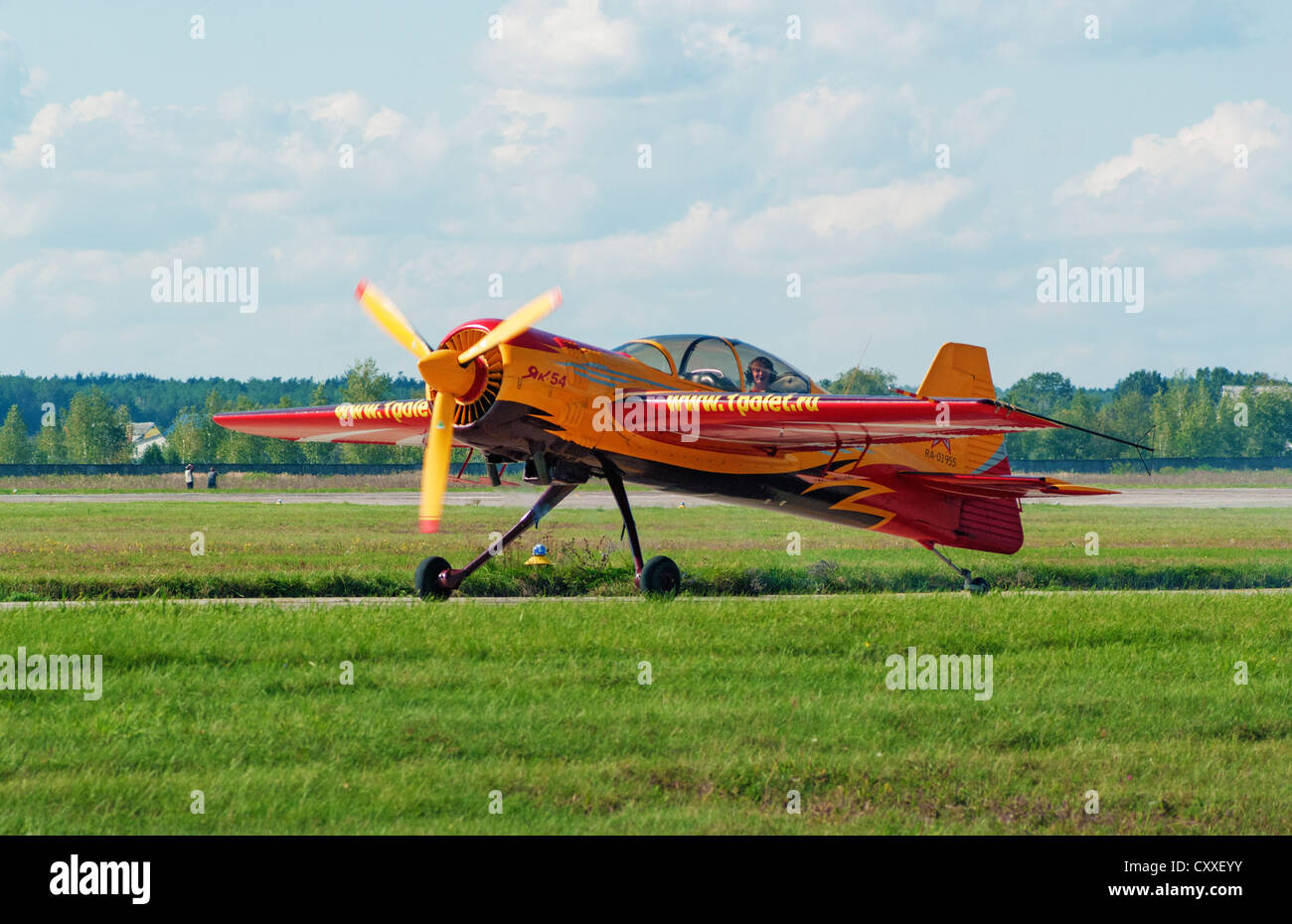 Cantilever low wing monoplane hi-res stock photography and images - Alamy