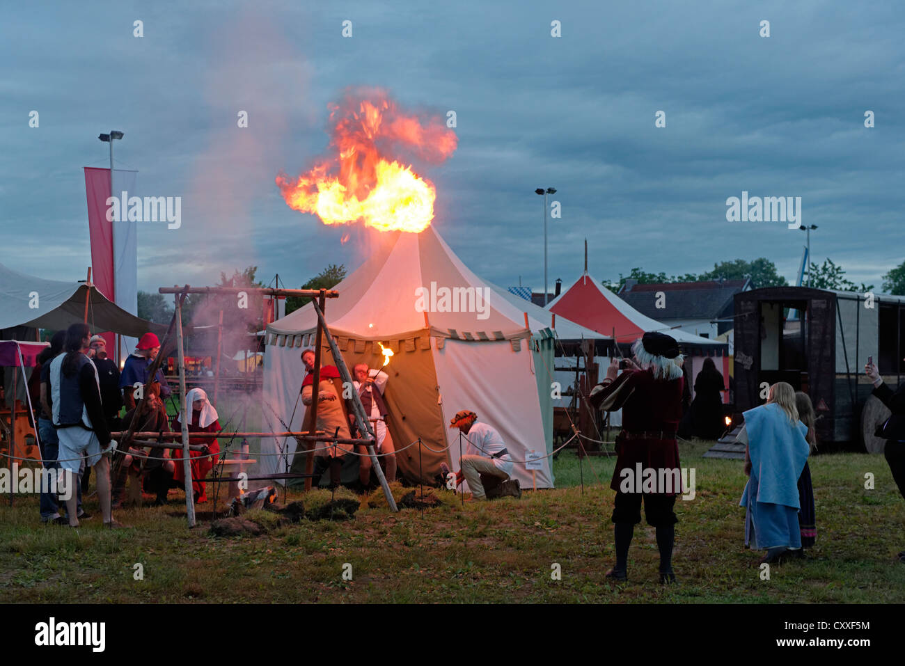 Fire eater, medieval camp to celebrate solstice, Herzogstadt Burghausen ...