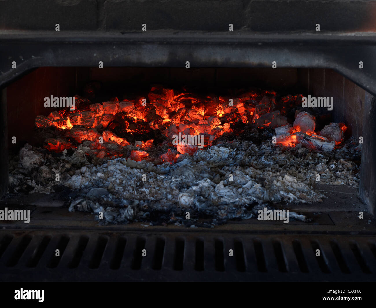 Burning coal hi-res stock photography and images - Alamy