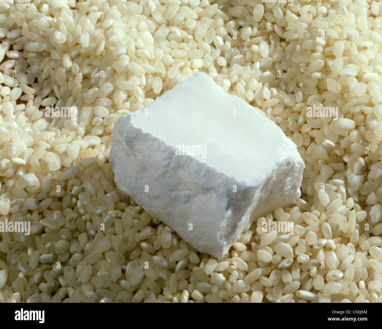 Alabaster from Volterra, Tuscany, Italy Stock Photo - Alamy