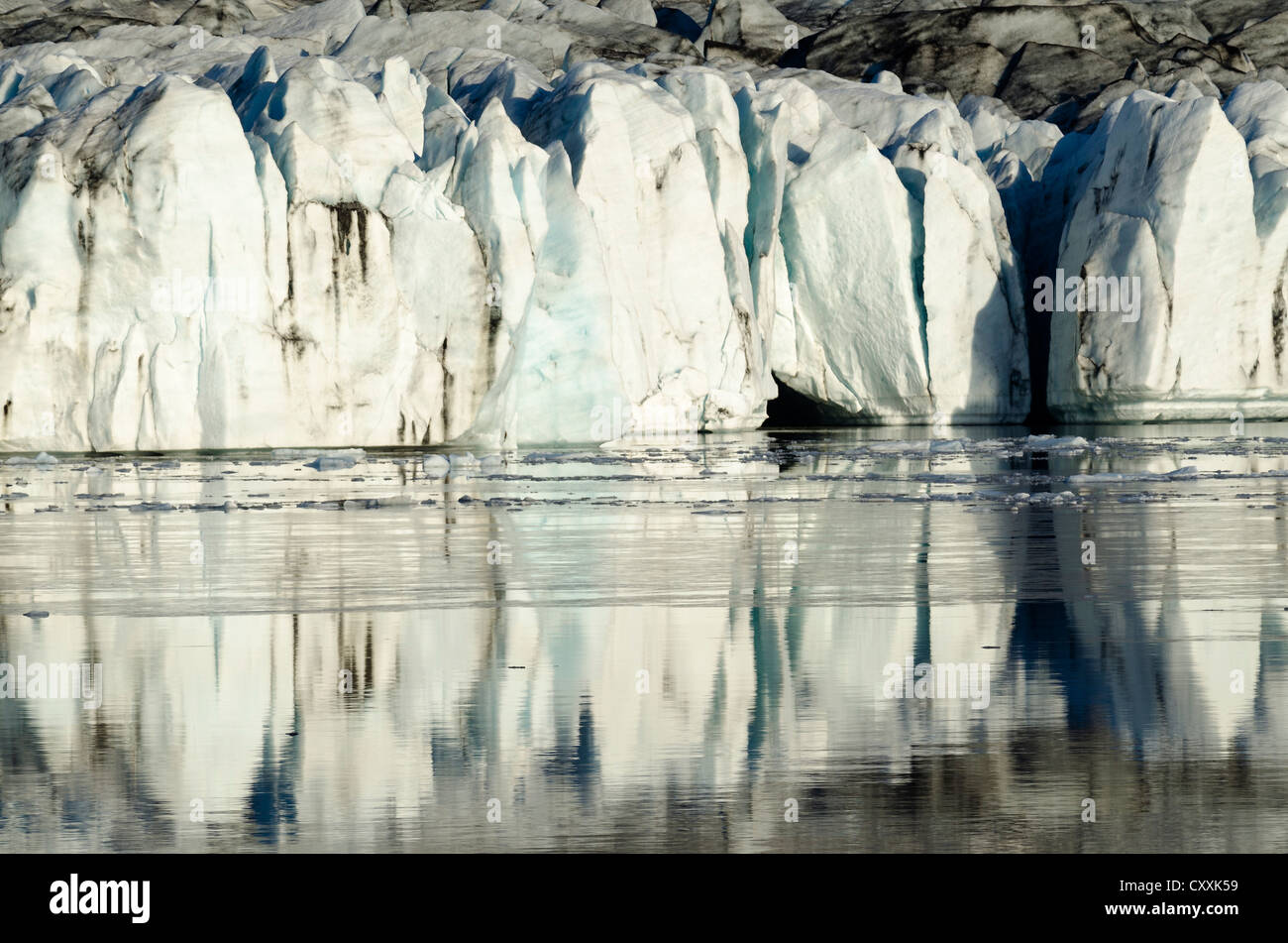 Black glaciers hi-res stock photography and images - Alamy