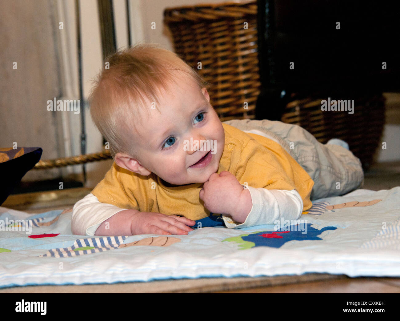 Play mat hi-res stock photography and images - Alamy