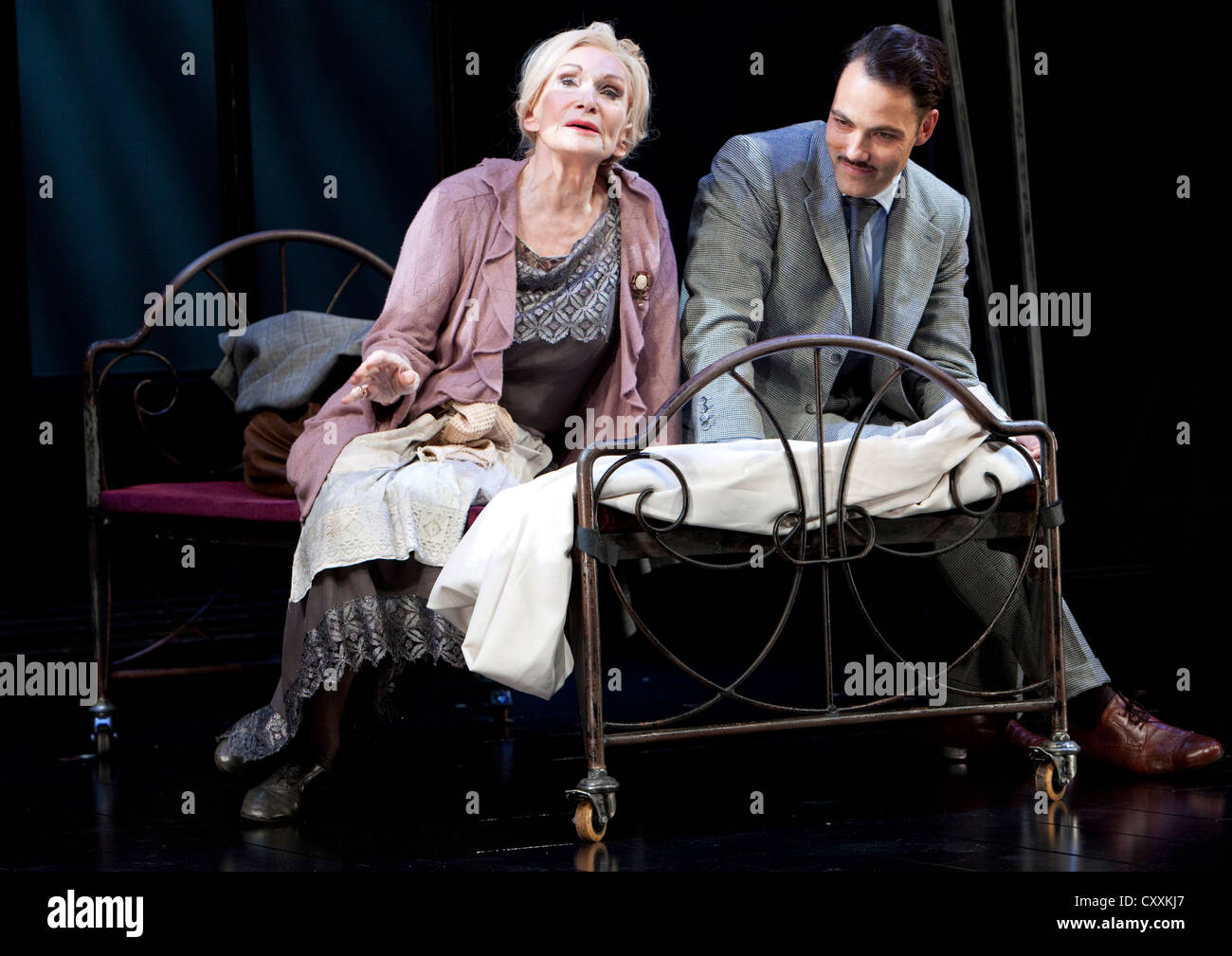 Eastenders star sian phillips matt rawle on stage hi-res stock ...