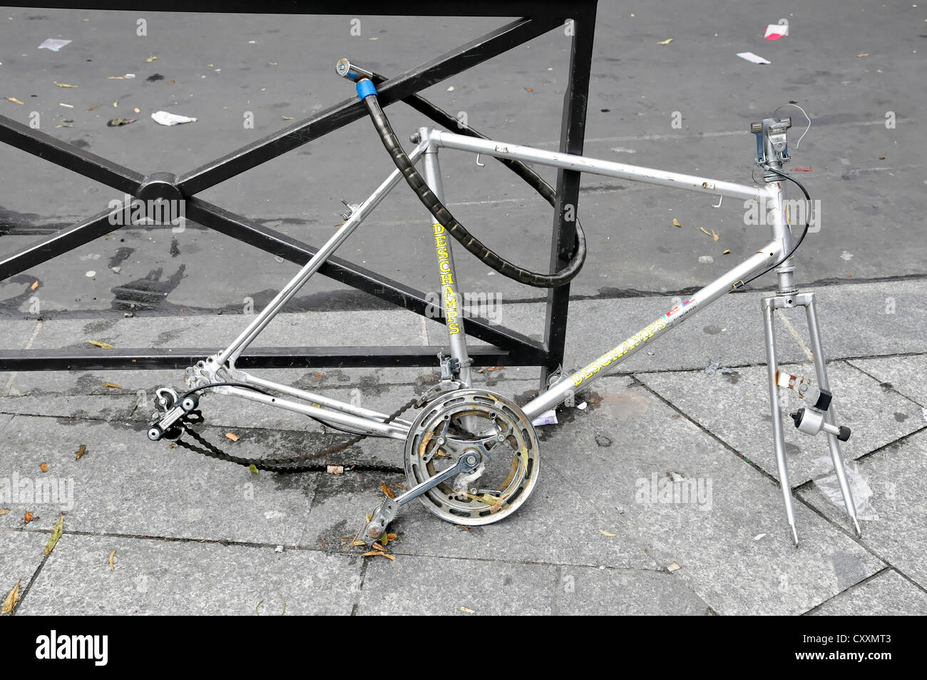 Stolen bikes hi-res stock photography and images - Alamy