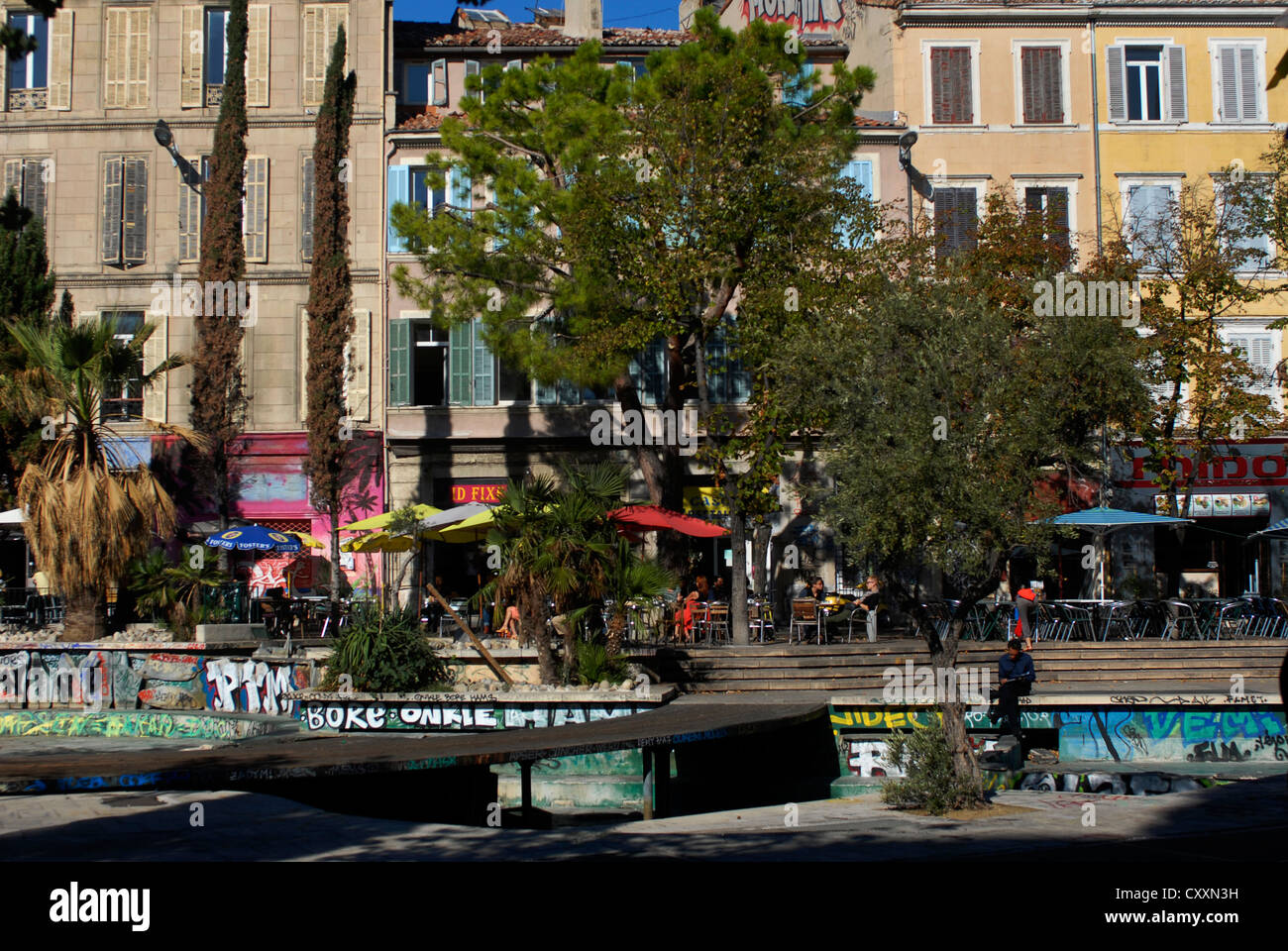 Cours julien marseille france hi-res stock photography and images - Alamy