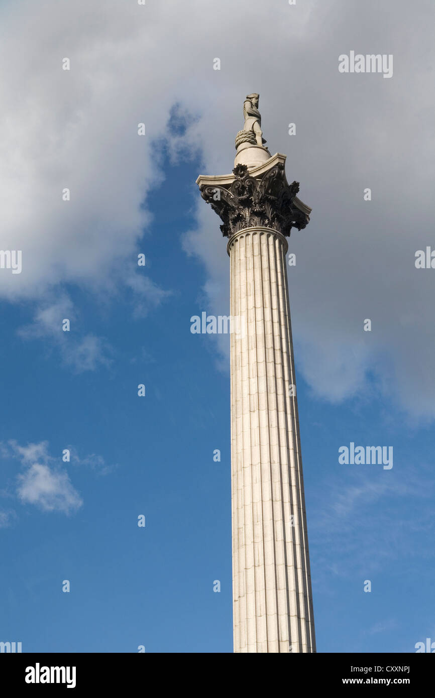 Column monument hi-res stock photography and images - Alamy