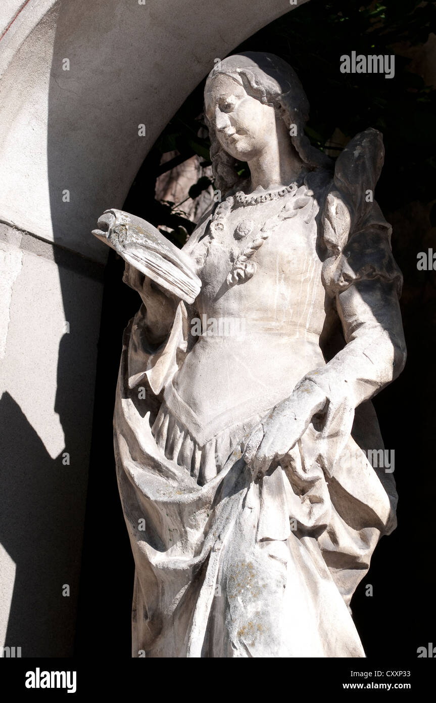 Religious statue, Our Lady of Mercy church, French Revolution Square ...