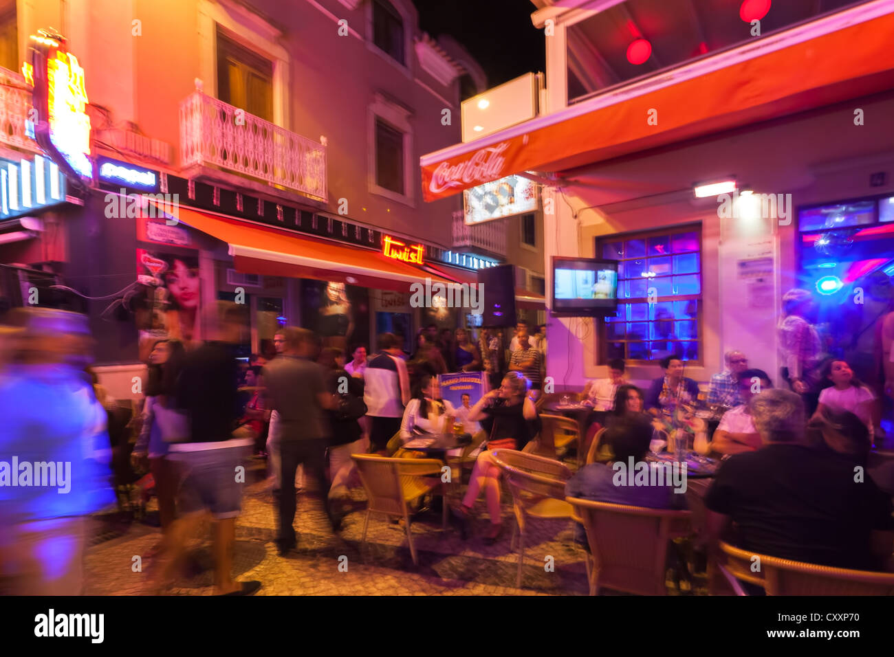 Albufeira night club hi-res stock photography and images - Alamy