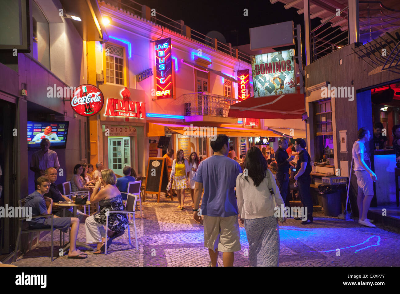 Albufeira night club hi-res stock photography and images - Alamy
