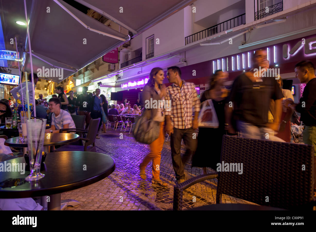 Albufeira night club hi-res stock photography and images - Alamy