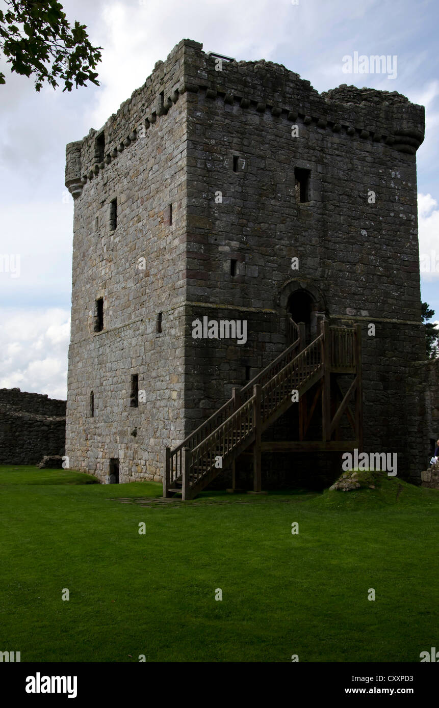 Loch leven castle scotland hi-res stock photography and images - Alamy
