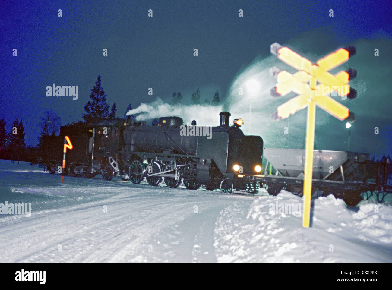 Artic circle railway hi-res stock photography and images - Alamy