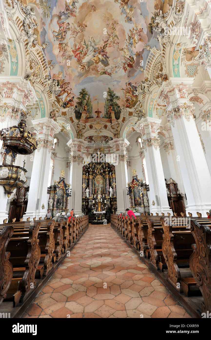 Interior view of nave and altar hi-res stock photography and images - Alamy