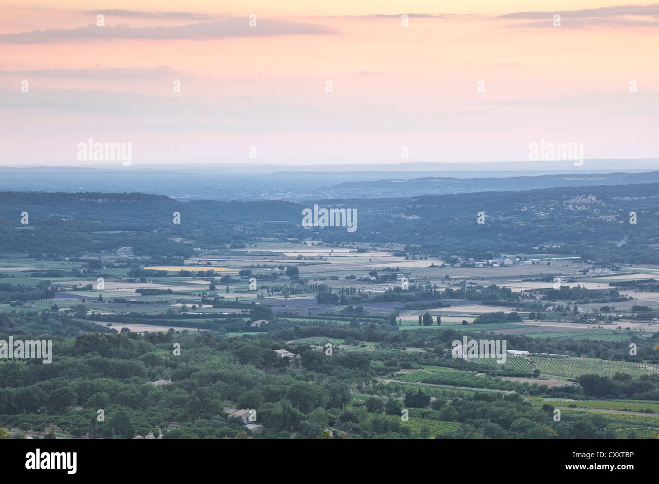 Luberon national park hi-res stock photography and images - Alamy