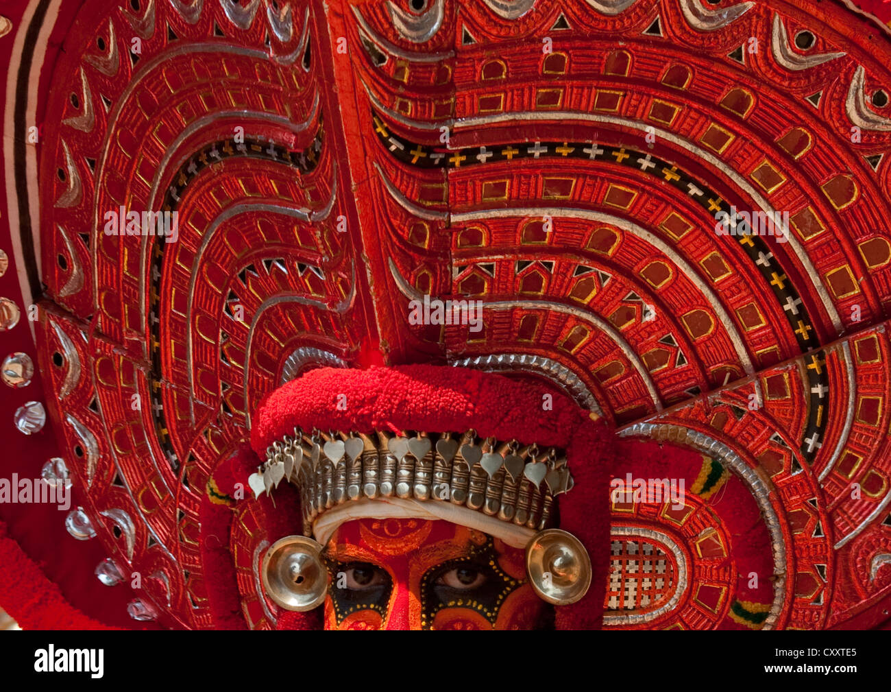 Theyyam makeup hi-res stock photography and images - Alamy