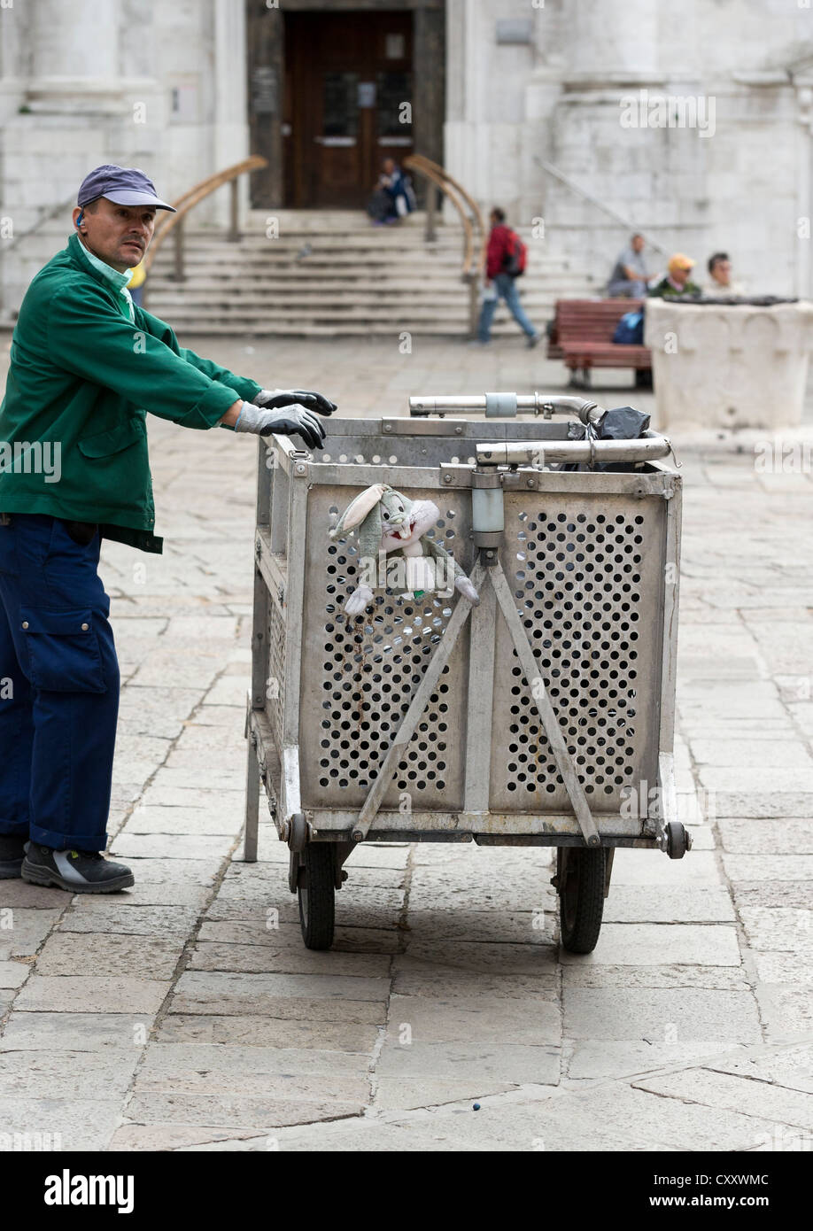 Refuse collector hi-res stock photography and images - Alamy