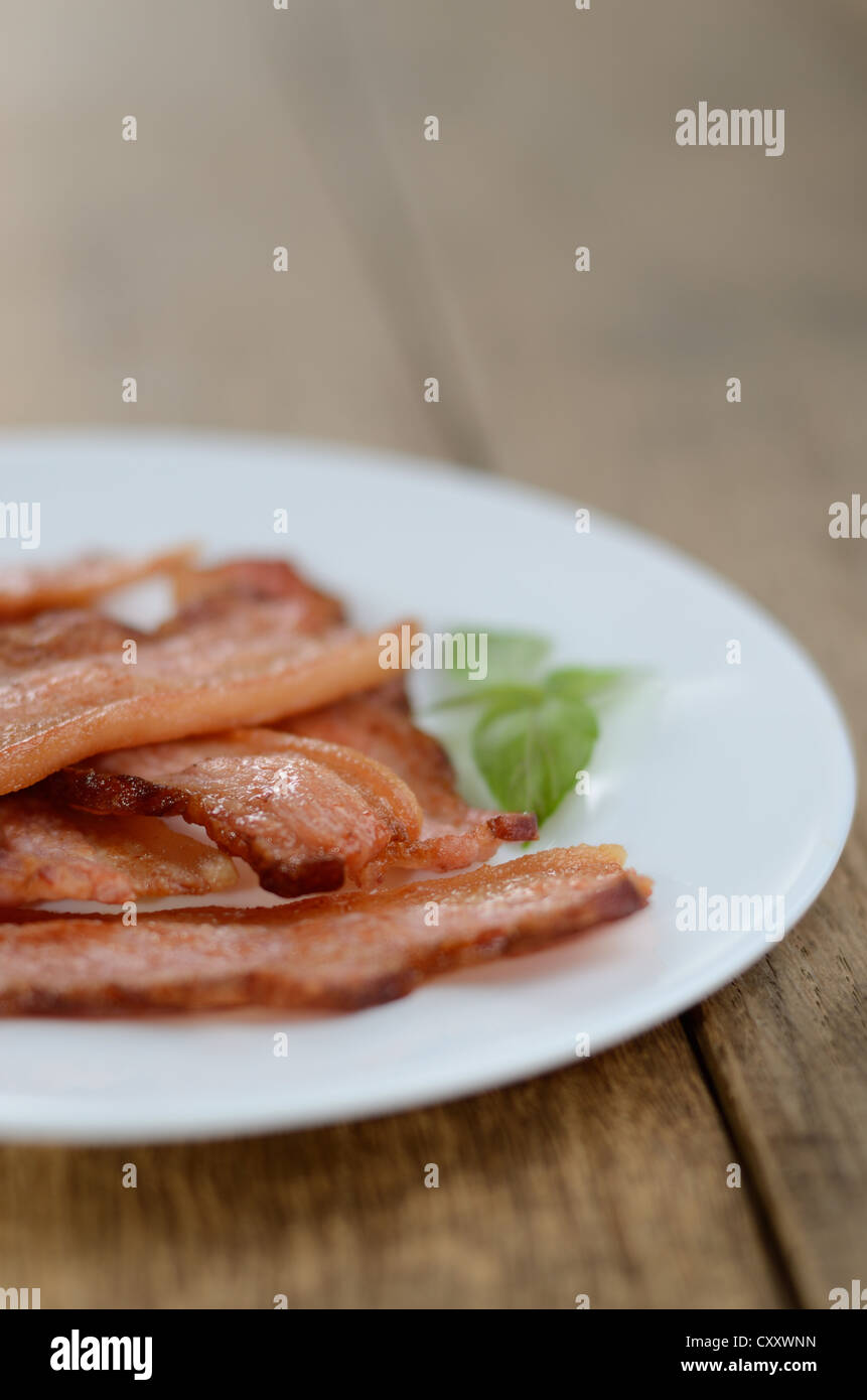 Cooked bacon strips on hi-res stock photography and images - Alamy