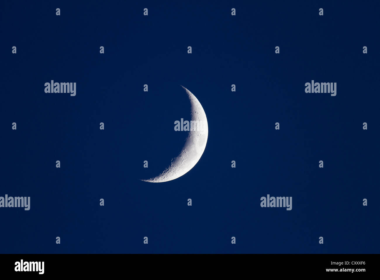 Crescent moon symbol symbols hi-res stock photography and images - Alamy