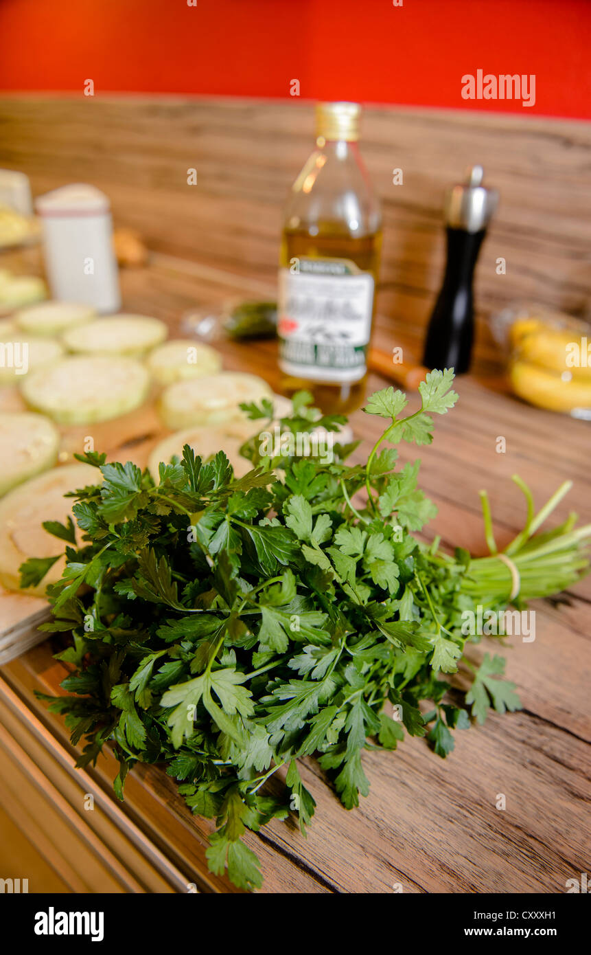 Parsley bunch hi-res stock photography and images - Alamy