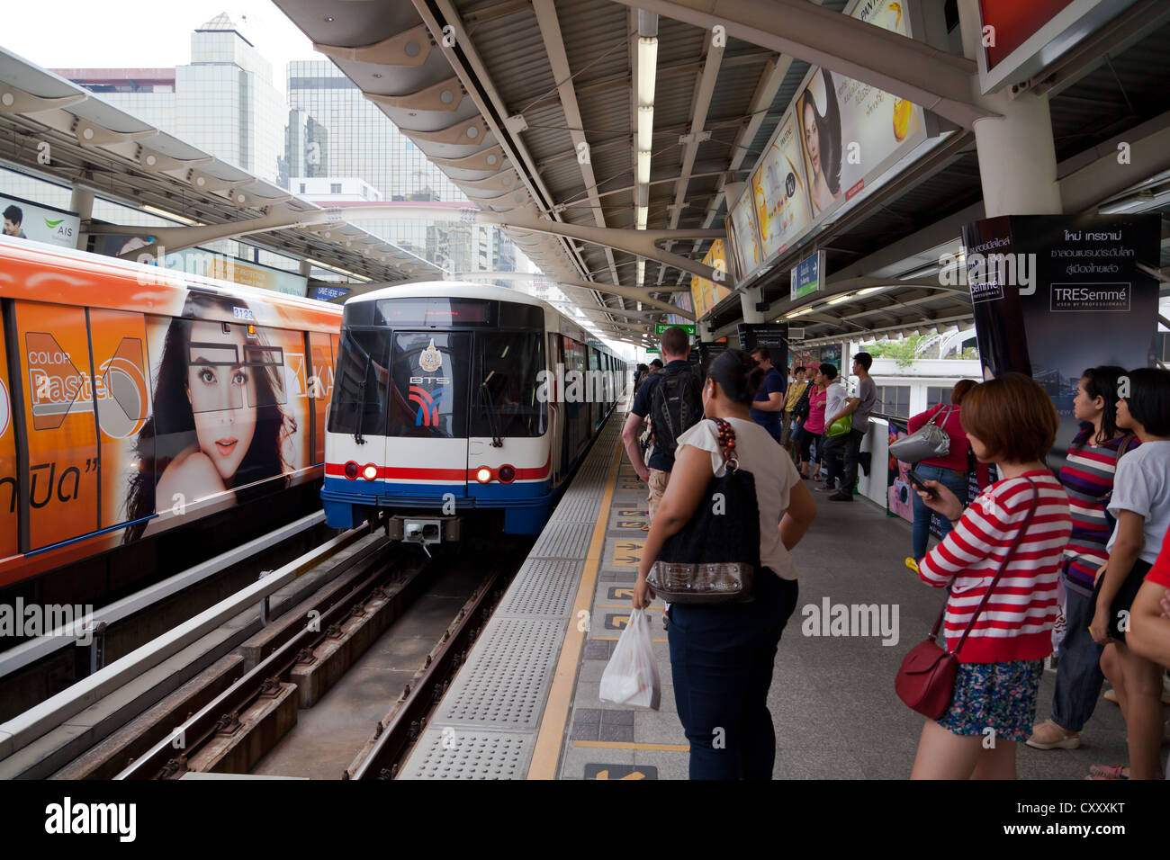 Skytrain Station in Bangkok, Thailand Stock Photo - Alamy