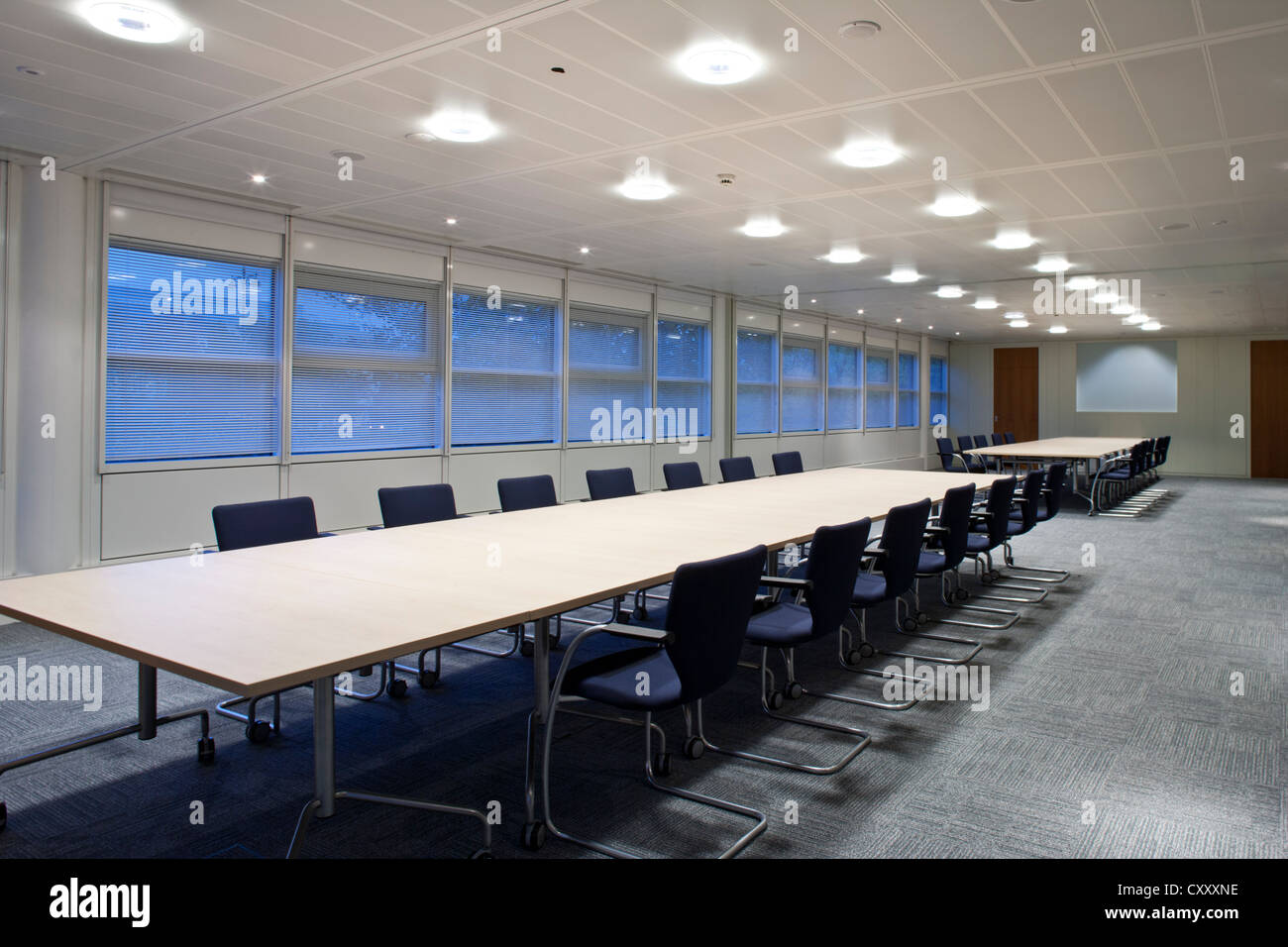 Commercial office interior Stock Photo - Alamy