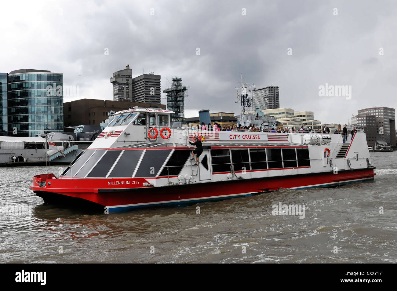 Thames river excursion hi-res stock photography and images - Alamy