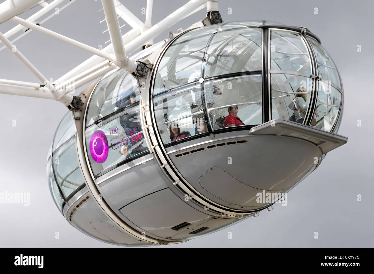 Cabin of the Millennium Wheel or London Eye ferris Wheel, London ...