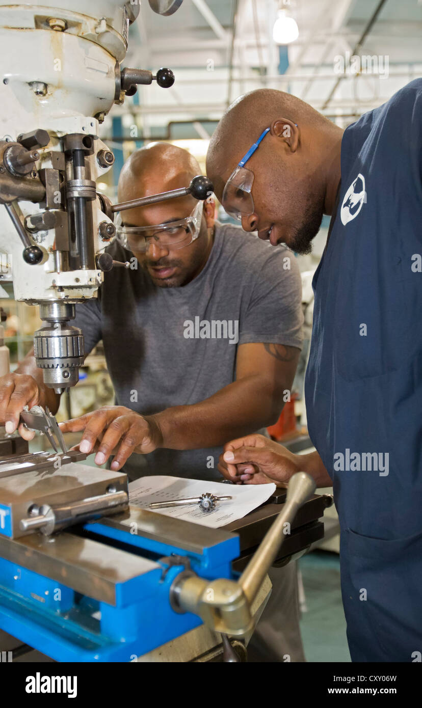 Job Training at Detroit's Machinist Training Institute Stock Photo - Alamy