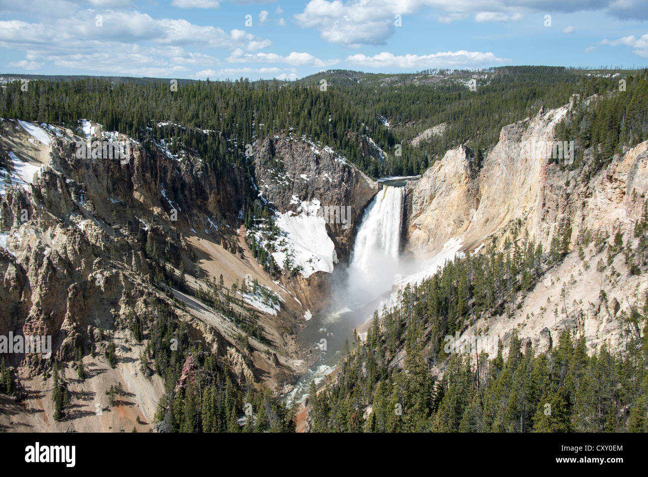 Yellowstone waterfall mist hi-res stock photography and images - Alamy