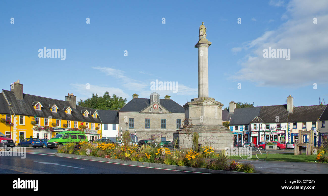 market square and octagon, Westport, County Mayo, Republic of Ireland ...