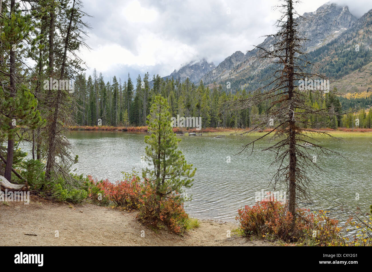 String lakes hi-res stock photography and images - Alamy