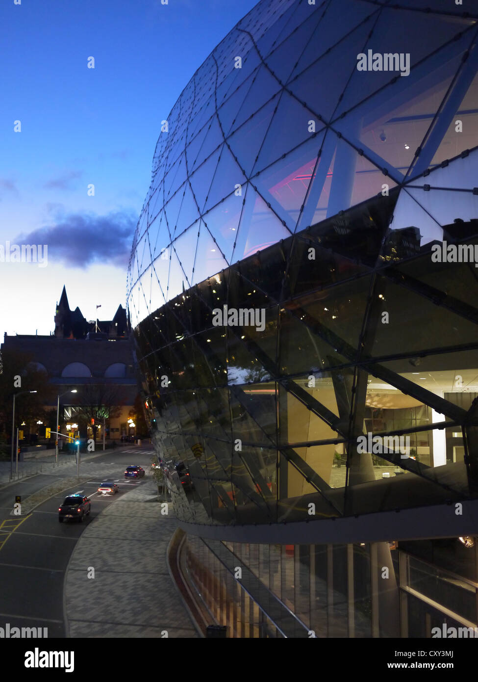 Ottawa Convention Centre night Stock Photo - Alamy