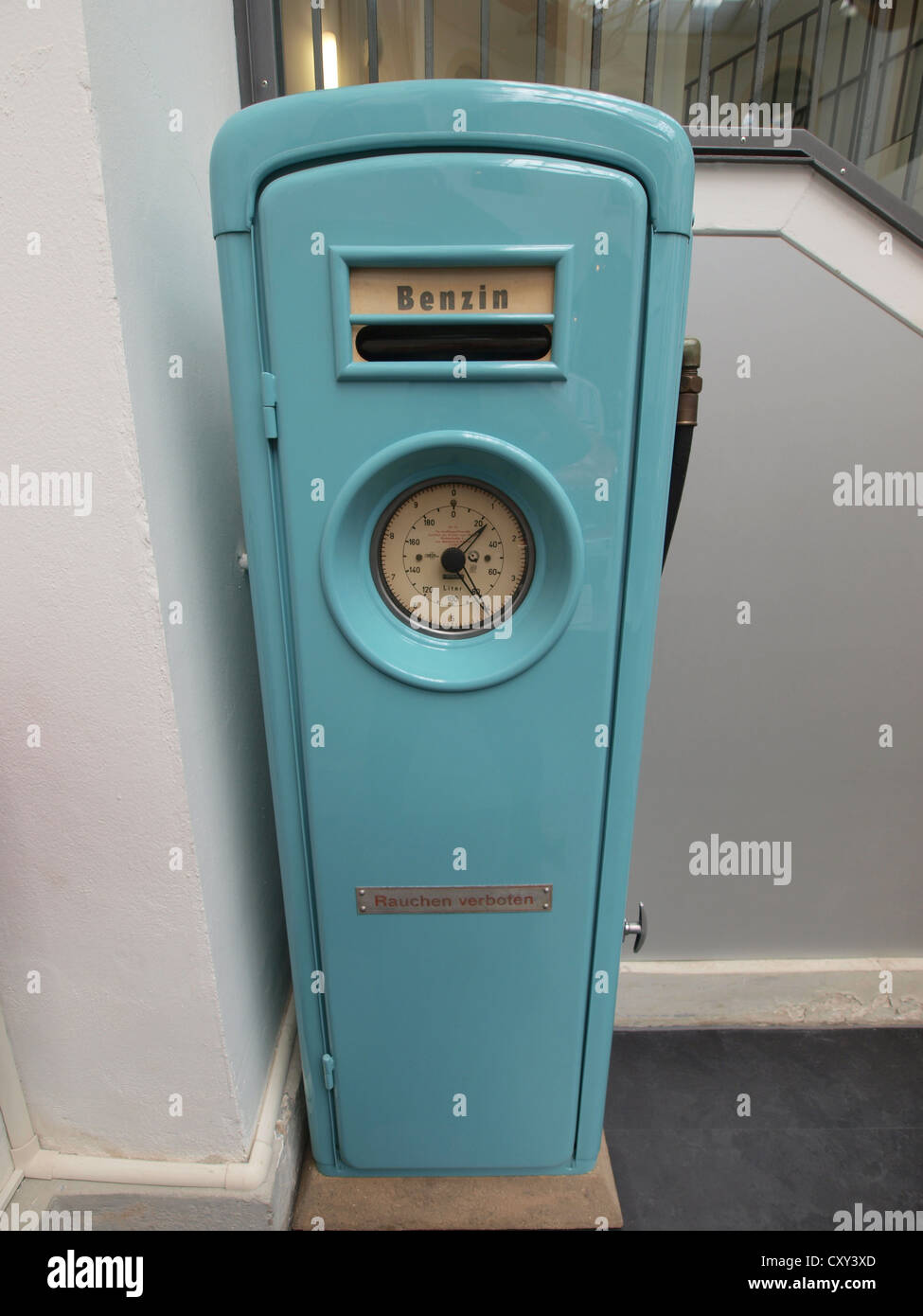 German pump hi-res stock photography and images - Alamy