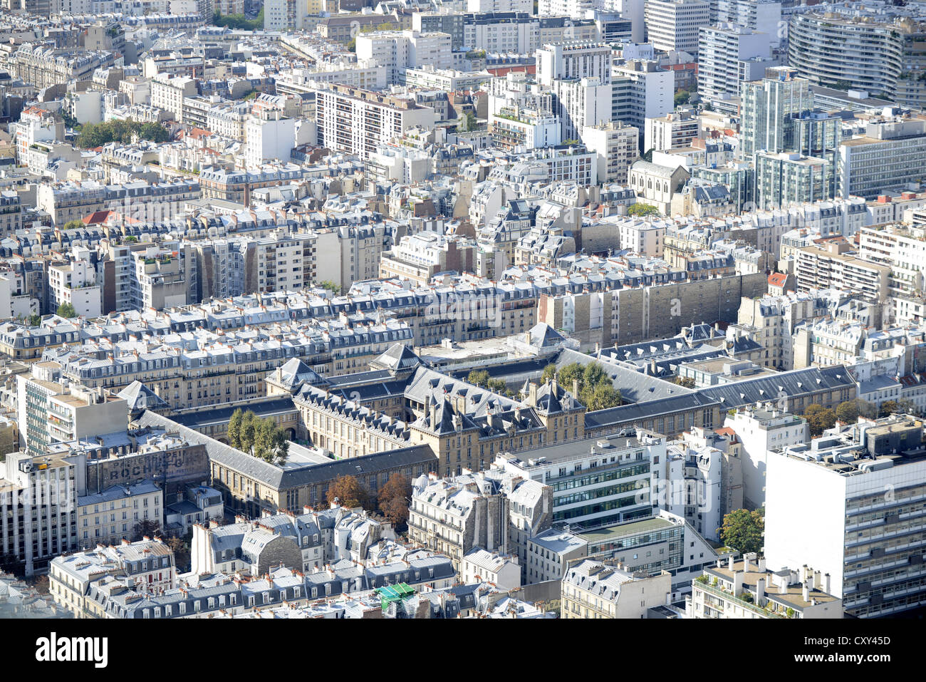 Paris suburb hi-res stock photography and images - Alamy