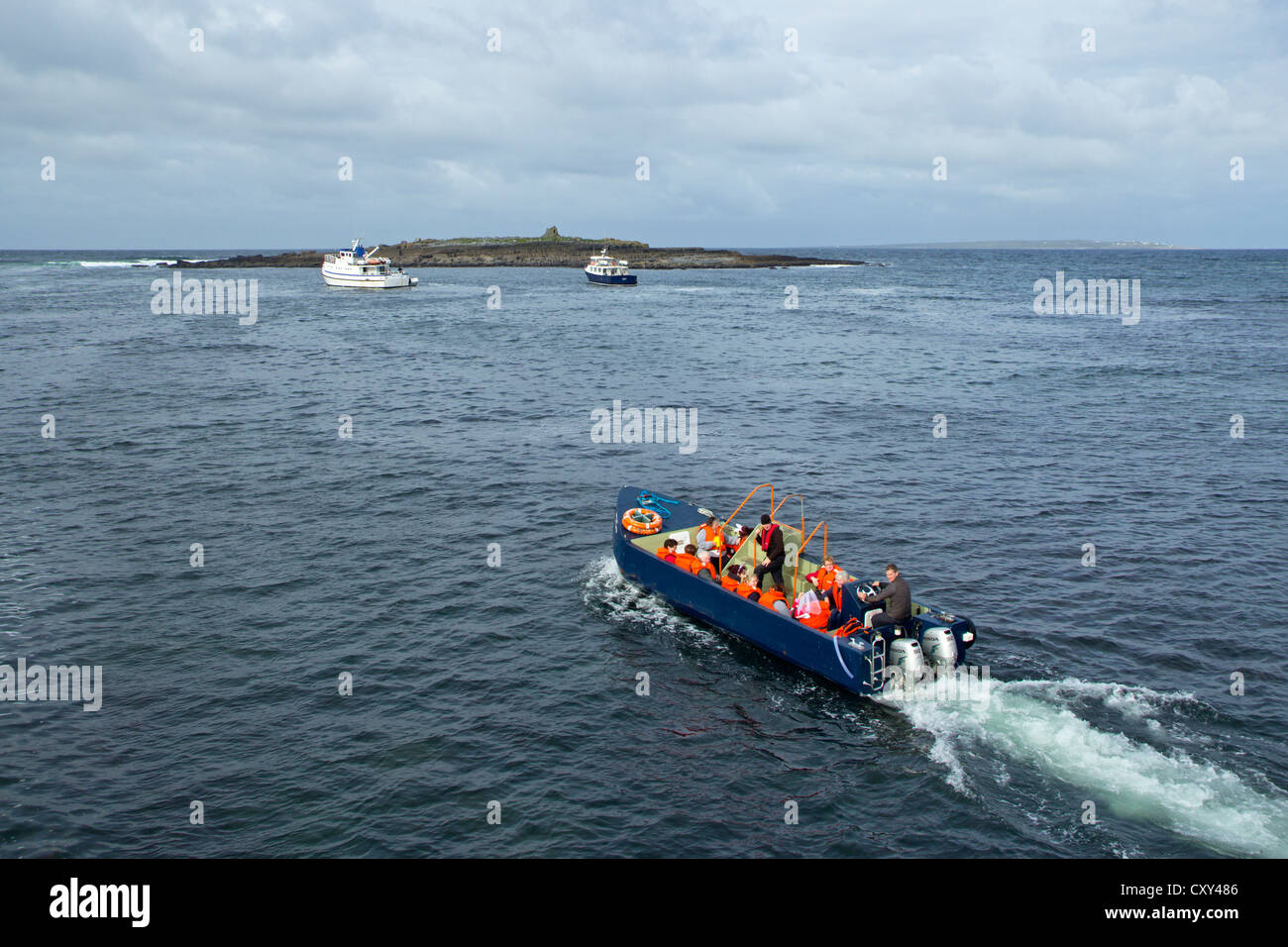 Doolin ferry aran islands co hi-res stock photography and images - Alamy