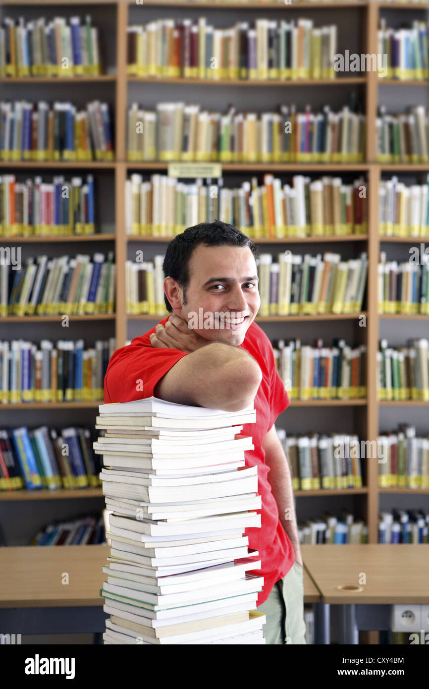 Library books pile hi-res stock photography and images - Alamy