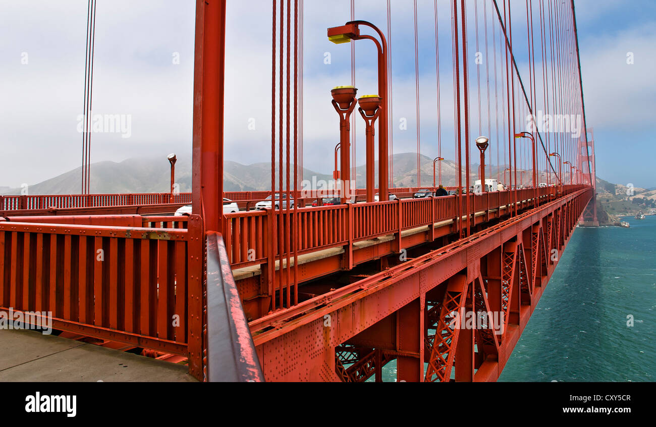 Red bridge architecture hi-res stock photography and images - Alamy